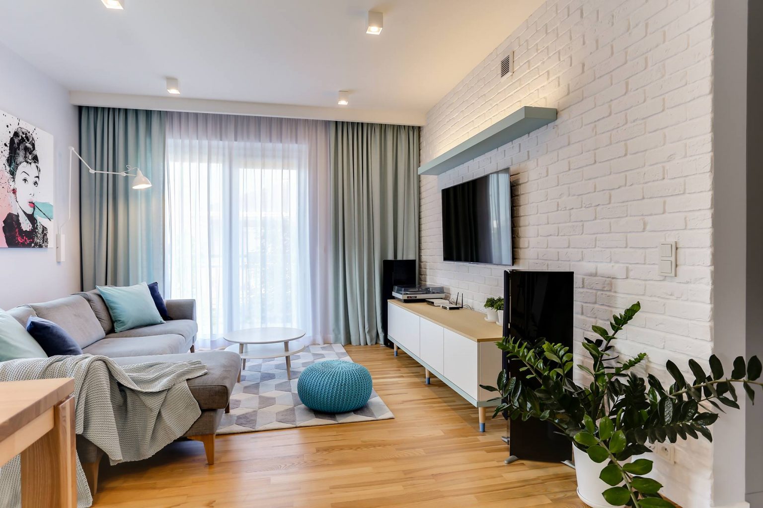 Modele si idei de amenajare pentru un living functional